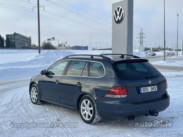 Blue Volkswagen Golf 2010 in Tartu, with an engine capacity of 2.00 L and mileage of 310 thousand km for 5250 €, photo 4 on AUTOMOTO.COM.LV