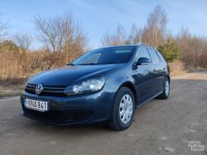 Zils Volkswagen Golf 2010 Viļņa, ar dzinēja tilpumu 1.60 L un nobraukumu 215 tūkst. km par 3499 €, foto  vietnē AUTOMOTO.COM.LV