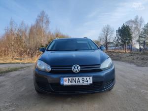 Blue Volkswagen Golf 2010 in Vilnius, with an engine capacity of 1.60 L and mileage of 215 thousand km for 3499 €, photo 3 on AUTOMOTO.COM.LV