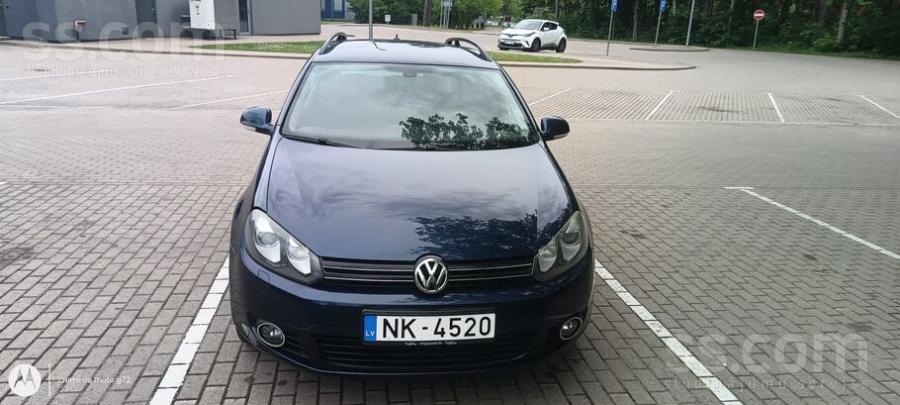 Blue Volkswagen Golf 2010 in Jurmala, with an engine capacity of 2.00 L and mileage of 195 thousand km for 4700 €, photo 3 on AUTOMOTO.COM.LV