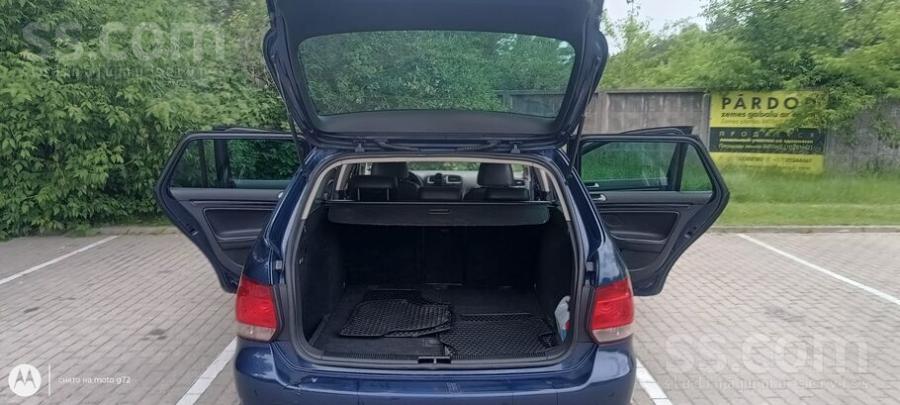 Blue Volkswagen Golf 2010 in Jurmala, with an engine capacity of 2.00 L and mileage of 195 thousand km for 4700 €, photo 10 on AUTOMOTO.COM.LV