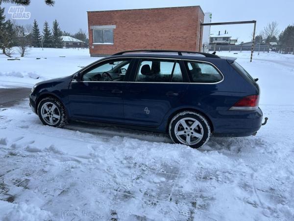 Blue Volkswagen Golf 2011 in Siauliai, with an engine capacity of 1.60 L and mileage of 319 thousand km for 3100 €, photo 4 on AUTOMOTO.COM.LV