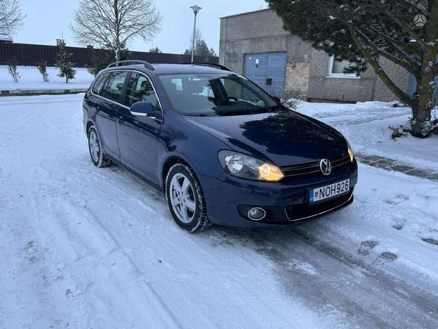 Zils Volkswagen Golf 2011 Šauļi, ar dzinēja tilpumu 1.60 L un nobraukumu 319 tūkst. km par 3100 €, foto 1 vietnē AUTOMOTO.COM.LV