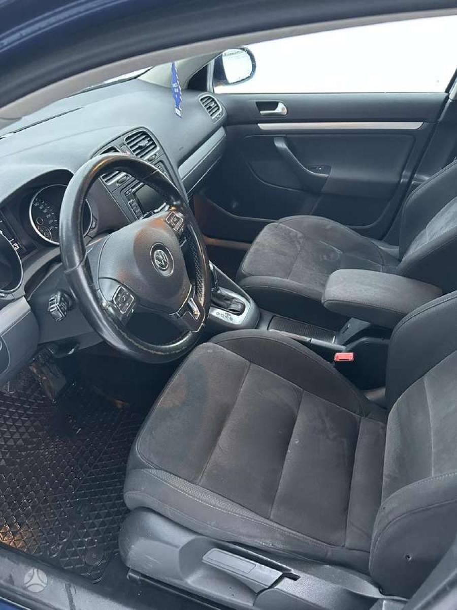 Zils Volkswagen Golf 2011 Šauļi, ar dzinēja tilpumu 1.60 L un nobraukumu 319 tūkst. km par 3100 €, foto 9 vietnē AUTOMOTO.COM.LV