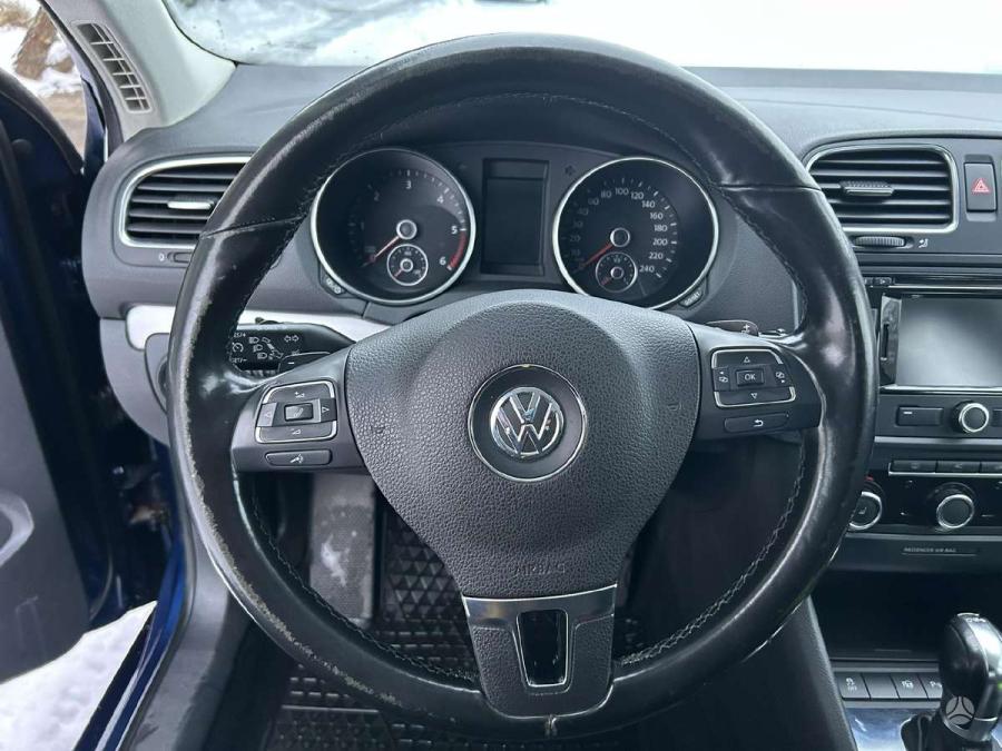 Zils Volkswagen Golf 2011 Šauļi, ar dzinēja tilpumu 1.60 L un nobraukumu 319 tūkst. km par 3100 €, foto 14 vietnē AUTOMOTO.COM.LV