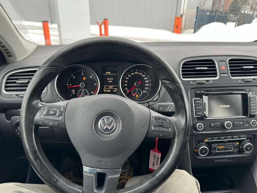 Zils Volkswagen Golf 2011 Marijampole, ar dzinēja tilpumu 1.60 L un nobraukumu 260 tūkst. km par 3699 €, foto 19 vietnē AUTOMOTO.COM.LV