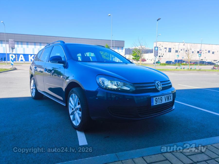 Zils Volkswagen Golf 2011 Tallina, ar dzinēja tilpumu 2.00 L un nobraukumu 312 tūkst. km par 1 €, foto 4 vietnē AUTOMOTO.COM.LV