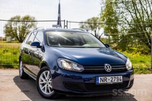 Zils Volkswagen Golf 2011 Rīga, ar dzinēja tilpumu 1.60 L un nobraukumu 335 tūkst. km par 4790 €, foto 3 vietnē AUTOMOTO.COM.LV