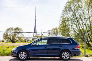 Zils Volkswagen Golf 2011 Rīga, ar dzinēja tilpumu 1.60 L un nobraukumu 335 tūkst. km par 4790 €, foto 5 vietnē AUTOMOTO.COM.LV
