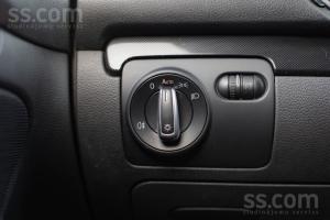 Zils Volkswagen Golf 2011 Rīga, ar dzinēja tilpumu 1.60 L un nobraukumu 335 tūkst. km par 4790 €, foto 16 vietnē AUTOMOTO.COM.LV