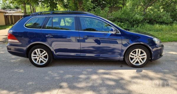 Blue Volkswagen Golf 2011 in Daugavpils, with an engine capacity of 1.60 L and mileage of 305 thousand km for 3450 €, photo 5 on AUTOMOTO.COM.LV