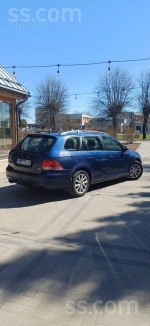 Blue Volkswagen Golf 2011 in Riga, with an engine capacity of 1.40 L and mileage of 216 thousand km for 2400 €, photo 4 on AUTOMOTO.COM.LV