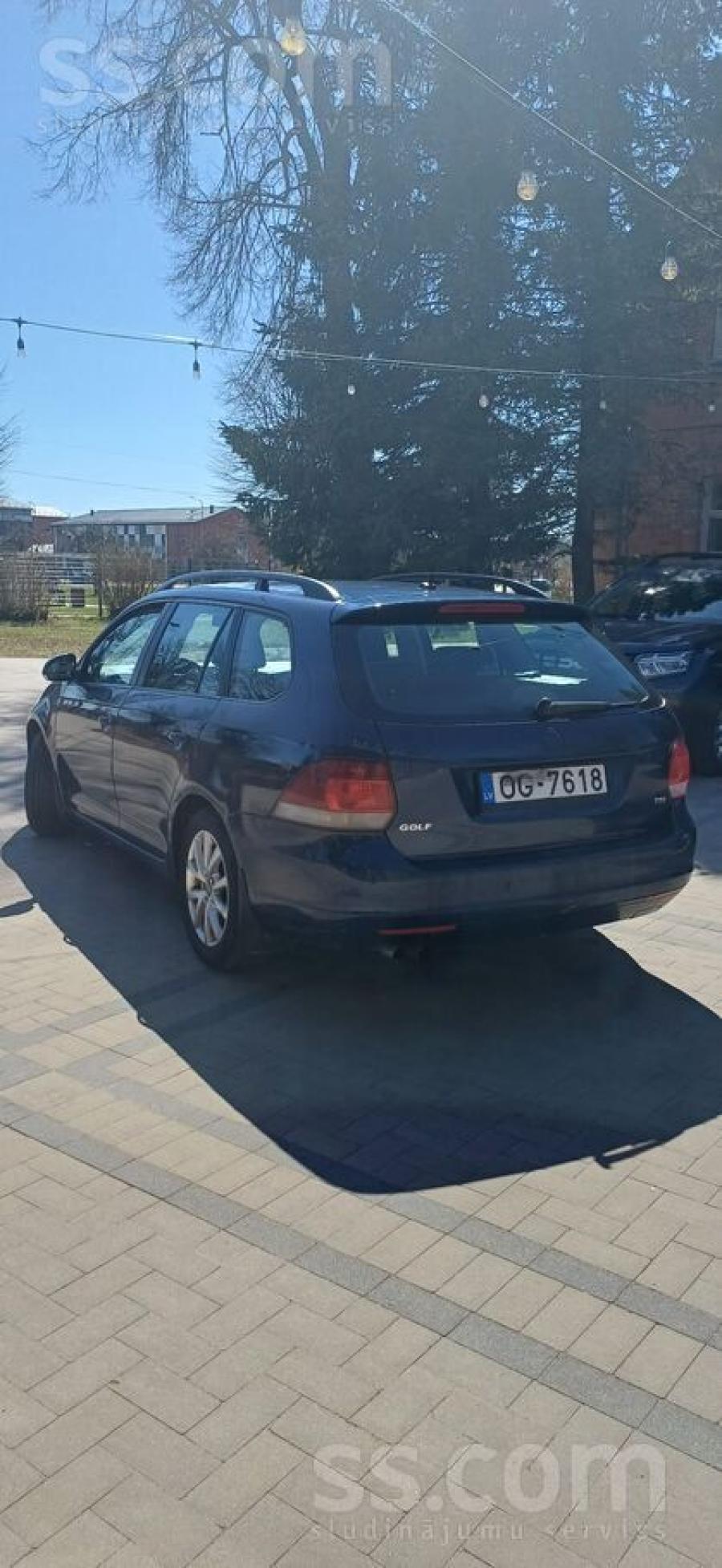 Blue Volkswagen Golf 2011 in Riga, with an engine capacity of 1.40 L and mileage of 216 thousand km for 2400 €, photo 6 on AUTOMOTO.COM.LV