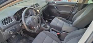 Blue Volkswagen Golf 2011 in Valmiera, with an engine capacity of 1.60 L and mileage of 217 thousand km for 3500 €, photo 10 on AUTOMOTO.COM.LV