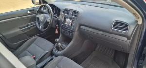 Blue Volkswagen Golf 2011 in Valmiera, with an engine capacity of 1.60 L and mileage of 217 thousand km for 3500 €, photo 11 on AUTOMOTO.COM.LV