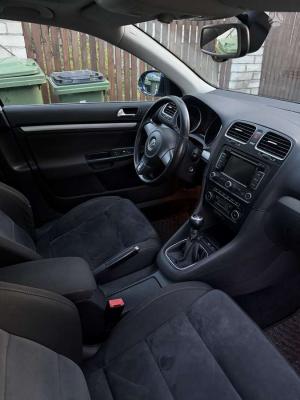 Blue Volkswagen Golf 2011 in Kaunas, with an engine capacity of 1.97 L and mileage of 285 thousand km for 3000 €, photo 4 on AUTOMOTO.COM.LV