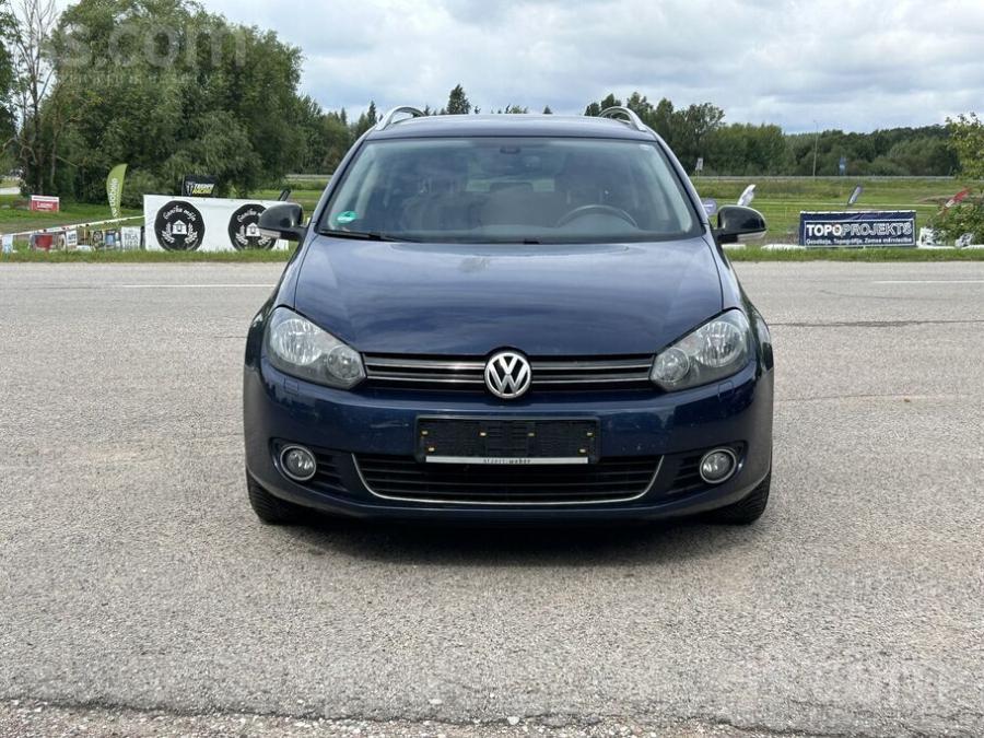 Zils Volkswagen Golf 2011 Liepāja, ar dzinēja tilpumu 1.60 L un nobraukumu 288 tūkst. km par 3950 €, foto 3 vietnē AUTOMOTO.COM.LV