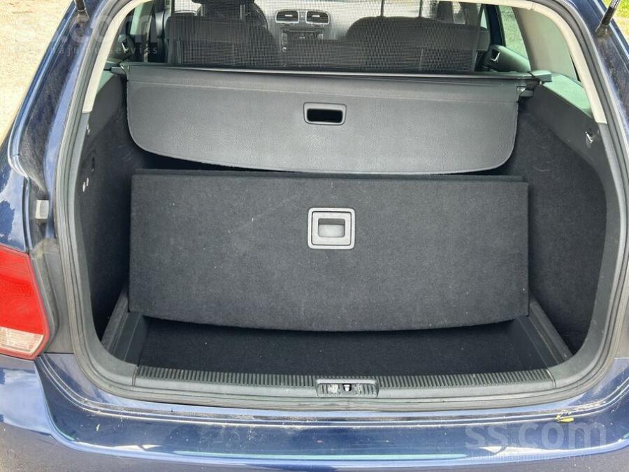 Zils Volkswagen Golf 2011 Liepāja, ar dzinēja tilpumu 1.60 L un nobraukumu 288 tūkst. km par 3950 €, foto 13 vietnē AUTOMOTO.COM.LV