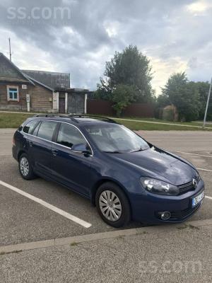 Zils Volkswagen Golf 2011 Daugavpils, ar dzinēja tilpumu 1.60 L un nobraukumu 292 tūkst. km par 3600 €, foto 3 vietnē AUTOMOTO.COM.LV