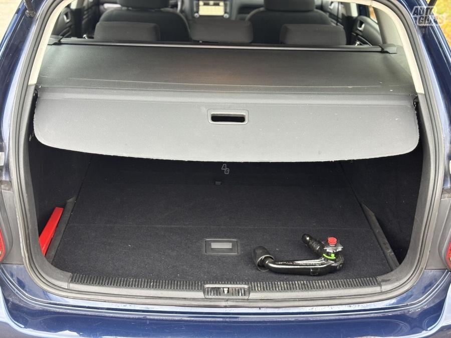 Zils Volkswagen Golf 2011 Utena, ar dzinēja tilpumu 1.60 L un nobraukumu 246 tūkst. km par 3199 €, foto 7 vietnē AUTOMOTO.COM.LV