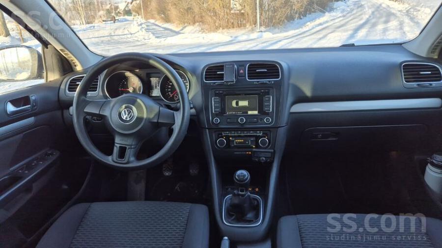 Zils Volkswagen Golf 2012 Jēkabpils, ar dzinēja tilpumu 1.60 L un nobraukumu 279 tūkst. km par 2200 €, foto 12 vietnē AUTOMOTO.COM.LV