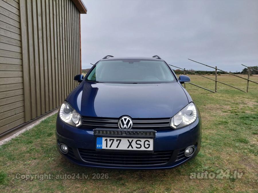 Zils Volkswagen Golf 2012 Tallina, ar dzinēja tilpumu 2.00 L un nobraukumu 267 tūkst. km par 5000 €, foto 8 vietnē AUTOMOTO.COM.LV