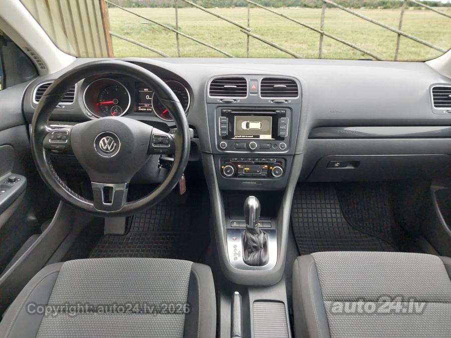 Zils Volkswagen Golf 2012 Tallina, ar dzinēja tilpumu 2.00 L un nobraukumu 267 tūkst. km par 5000 €, foto 10 vietnē AUTOMOTO.COM.LV