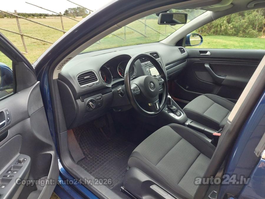 Zils Volkswagen Golf 2012 Tallina, ar dzinēja tilpumu 2.00 L un nobraukumu 267 tūkst. km par 5000 €, foto 12 vietnē AUTOMOTO.COM.LV