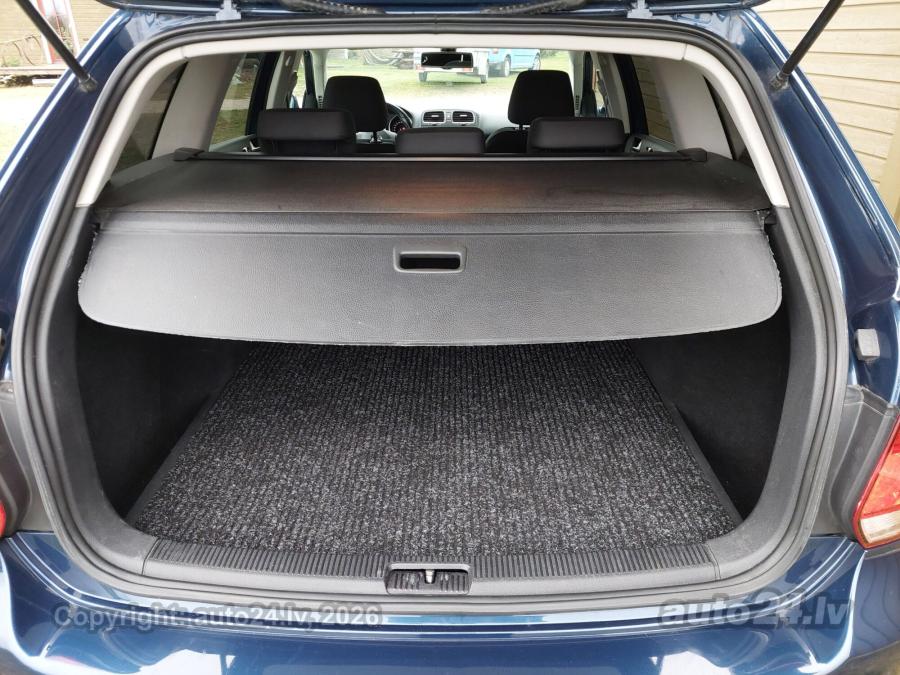 Zils Volkswagen Golf 2012 Tallina, ar dzinēja tilpumu 2.00 L un nobraukumu 267 tūkst. km par 5000 €, foto 15 vietnē AUTOMOTO.COM.LV