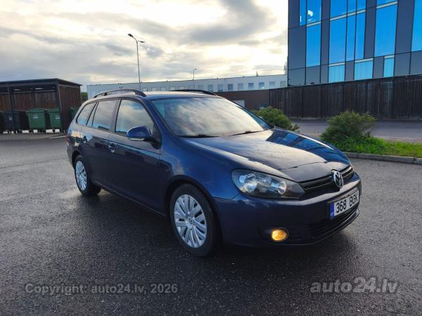 Blue Volkswagen Golf 2012 in Tartu, with an engine capacity of 1.60 L and mileage of 229 thousand km for 2700 €, photo 3 on AUTOMOTO.COM.LV