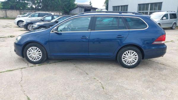 Blue Volkswagen Golf 2012 in Utena, with an engine capacity of 1.60 L and mileage of 296 thousand km for 3450 €, photo 3 on AUTOMOTO.COM.LV