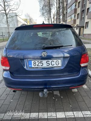 Zils Volkswagen Golf 2012 Tallina, ar dzinēja tilpumu 1.60 L un nobraukumu 240 tūkst. km par 5000 €, foto 4 vietnē AUTOMOTO.COM.LV