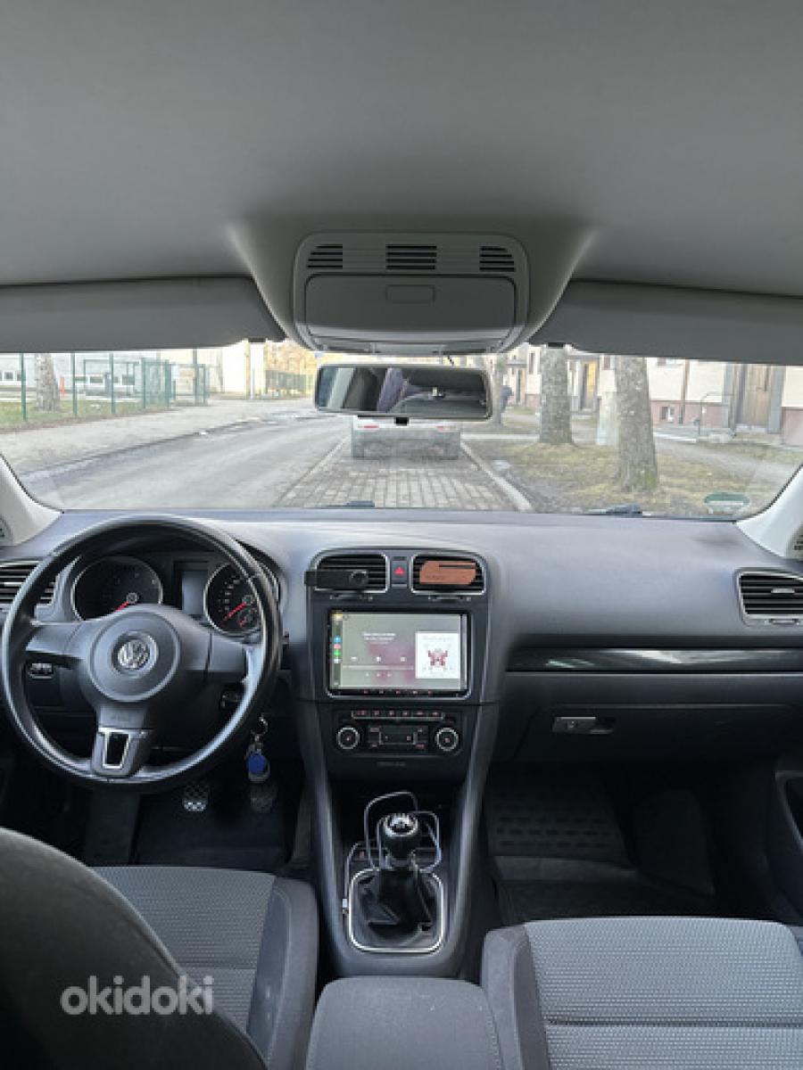 Zils Volkswagen Golf 2012 Tallina, ar dzinēja tilpumu 1.60 L un nobraukumu 240 tūkst. km par 5000 €, foto 7 vietnē AUTOMOTO.COM.LV