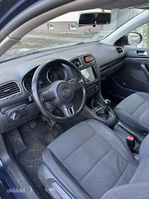 Zils Volkswagen Golf 2012 Tallina, ar dzinēja tilpumu 1.60 L un nobraukumu 240 tūkst. km par 5000 €, foto 16 vietnē AUTOMOTO.COM.LV