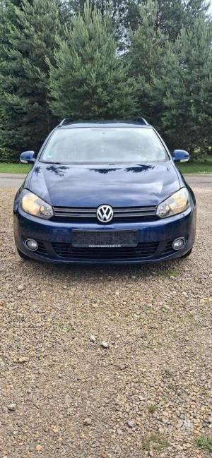 Blue Volkswagen Golf 2012 in Pasvalys, with an engine capacity of 1.60 L and mileage of 204 thousand km for 2950 €, photo 3 on AUTOMOTO.COM.LV