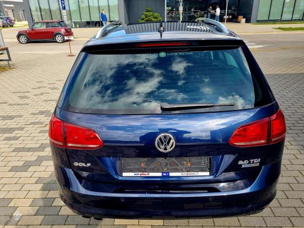 Zils Volkswagen Golf 2013 Šauļi, ar dzinēja tilpumu 1.97 L un nobraukumu 290 tūkst. km par 6400 €, foto 10 vietnē AUTOMOTO.COM.LV