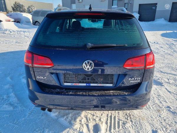 Blue Volkswagen Golf 2013 in Siauliai, with an engine capacity of 1.97 L and mileage of 290 thousand km for 6400 €, photo 5 on AUTOMOTO.COM.LV