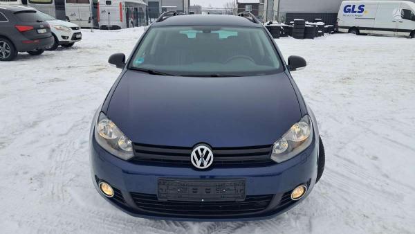 Zils Volkswagen Golf 2013 Marijampole, ar dzinēja tilpumu 1.60 L un nobraukumu 300 tūkst. km par 3499 €, foto 2 vietnē AUTOMOTO.COM.LV