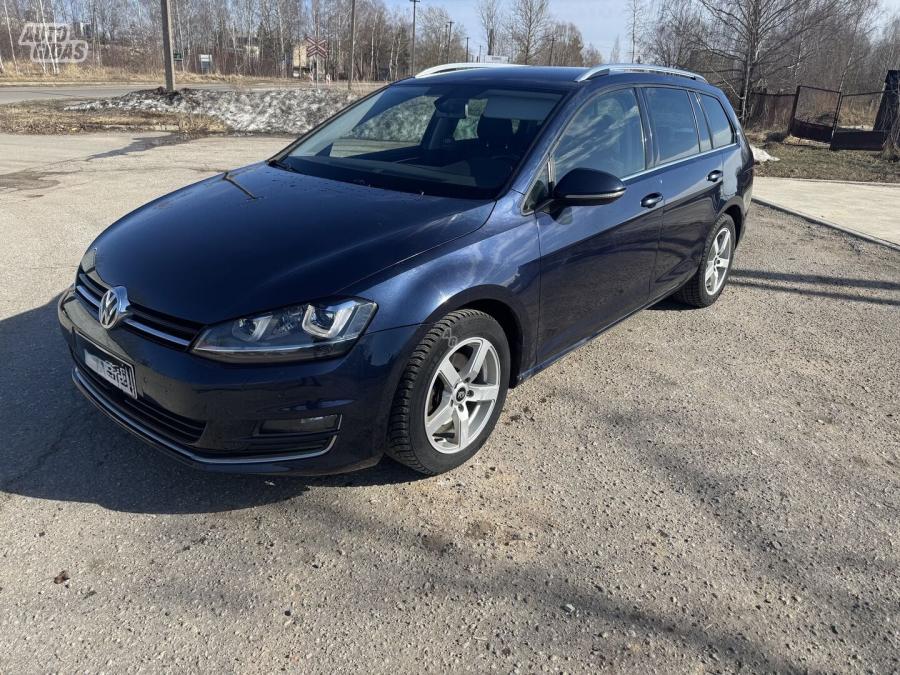 Blue Volkswagen Golf 2013 in Panevezys, with an engine capacity of 2.00 L and mileage of 372 thousand km for 6200 €, photo 8 on AUTOMOTO.COM.LV