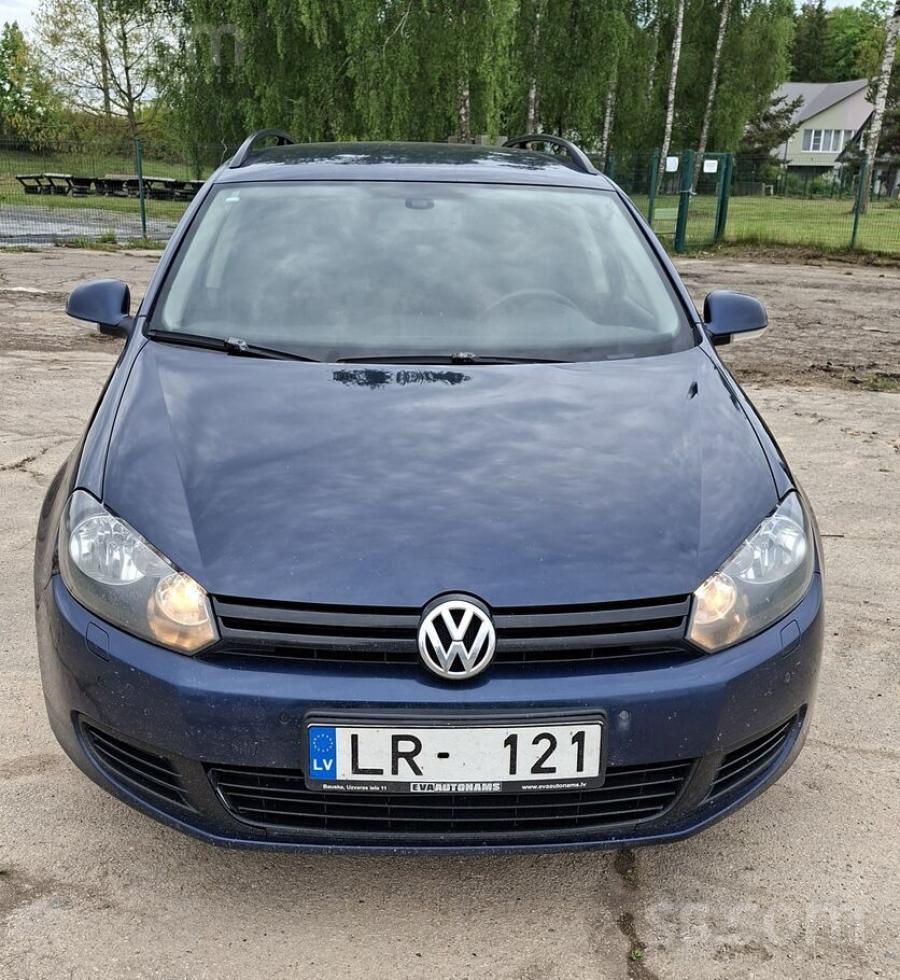 Blue Volkswagen Golf 2013 in Bauska, with an engine capacity of 1.60 L and mileage of 337 thousand km for 2000 €, photo 6 on AUTOMOTO.COM.LV