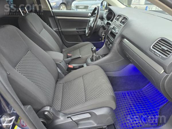 Blue Volkswagen Golf 2013 in Rezekne, with an engine capacity of 1.60 L and mileage of 0 thousand km for 3450 €, photo 9 on AUTOMOTO.COM.LV