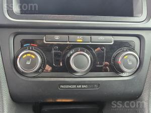 Blue Volkswagen Golf 2013 in Rezekne, with an engine capacity of 1.60 L and mileage of 0 thousand km for 3350 €, photo 17 on AUTOMOTO.COM.LV
