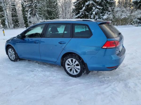 Zils Volkswagen Golf 2013 Jēkabpils, ar dzinēja tilpumu 1.40 L un nobraukumu 181 tūkst. km par 5950 €, foto 10 vietnē AUTOMOTO.COM.LV