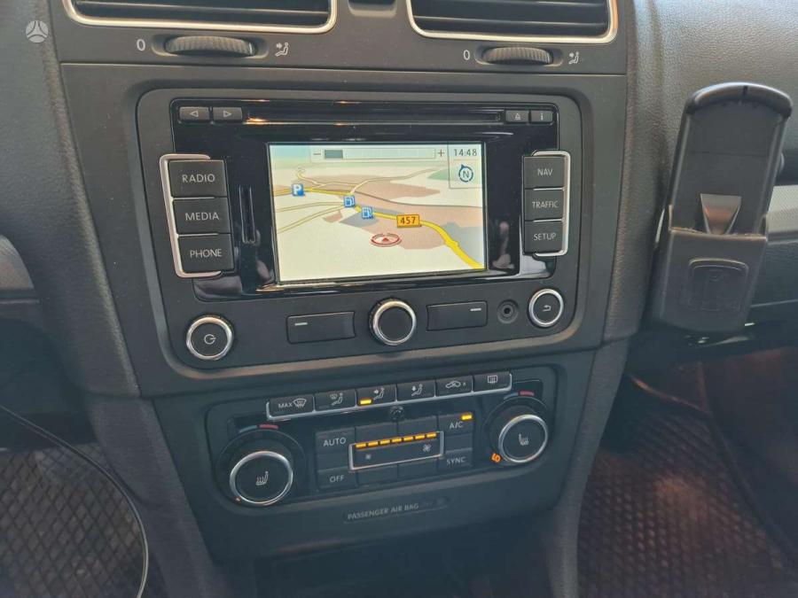 Zils Volkswagen Golf 2013 Kauņa, ar dzinēja tilpumu 2.00 L un nobraukumu 240 tūkst. km par 4999 €, foto 7 vietnē AUTOMOTO.COM.LV