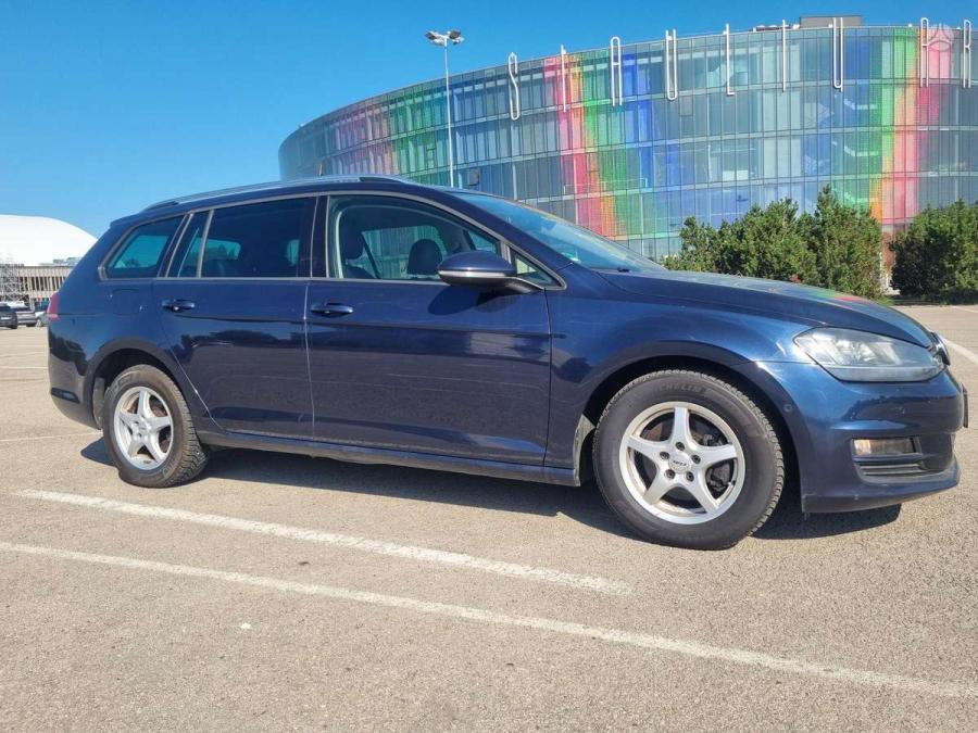 Zils Volkswagen Golf 2013 Šauļi, ar dzinēja tilpumu 1.97 L un nobraukumu 290 tūkst. km par 6600 €, foto 6 vietnē AUTOMOTO.COM.LV