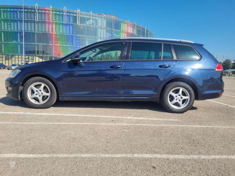 Zils Volkswagen Golf 2013 Šauļi, ar dzinēja tilpumu 1.97 L un nobraukumu 290 tūkst. km par 6600 €, foto 14 vietnē AUTOMOTO.COM.LV