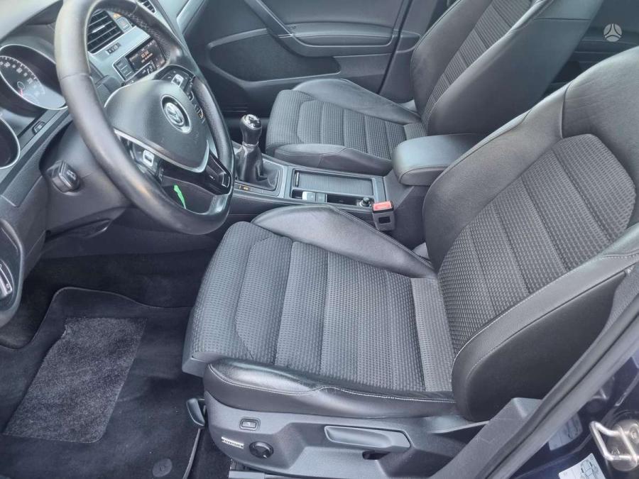 Zils Volkswagen Golf 2013 Šauļi, ar dzinēja tilpumu 1.97 L un nobraukumu 290 tūkst. km par 6600 €, foto 19 vietnē AUTOMOTO.COM.LV