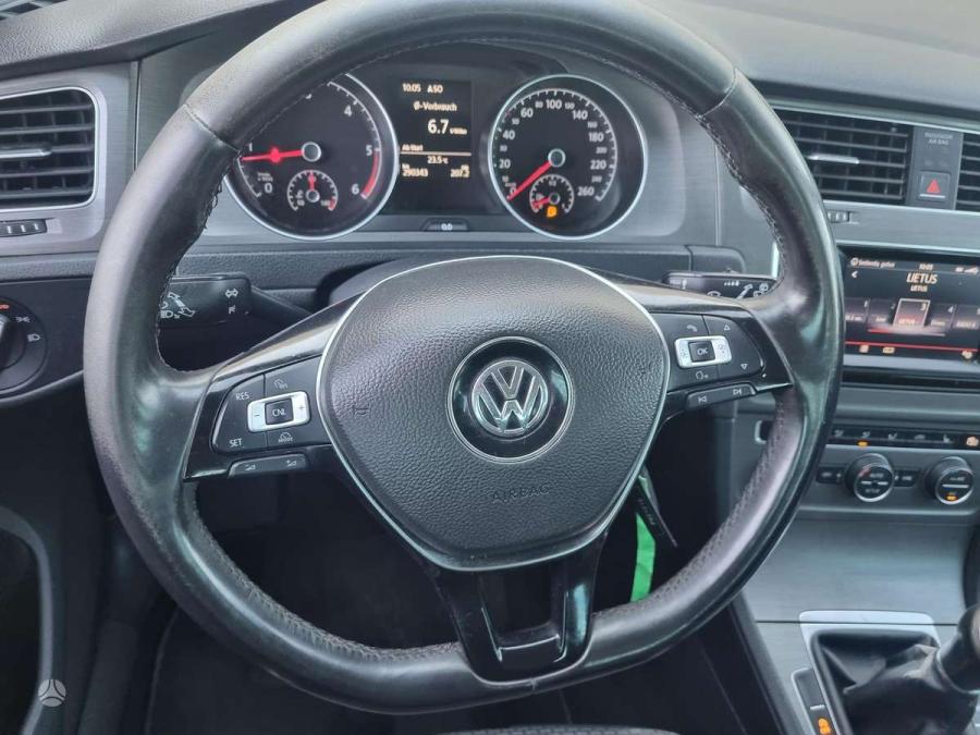 Zils Volkswagen Golf 2013 Šauļi, ar dzinēja tilpumu 1.97 L un nobraukumu 290 tūkst. km par 6600 €, foto 23 vietnē AUTOMOTO.COM.LV