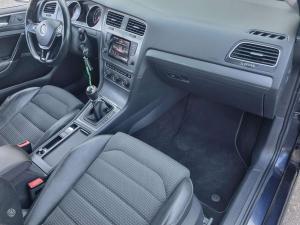 Zils Volkswagen Golf 2013 Šauļi, ar dzinēja tilpumu 1.97 L un nobraukumu 290 tūkst. km par 6600 €, foto 26 vietnē AUTOMOTO.COM.LV