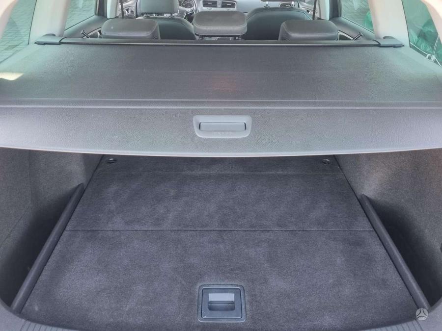 Zils Volkswagen Golf 2013 Šauļi, ar dzinēja tilpumu 1.97 L un nobraukumu 290 tūkst. km par 6600 €, foto 30 vietnē AUTOMOTO.COM.LV